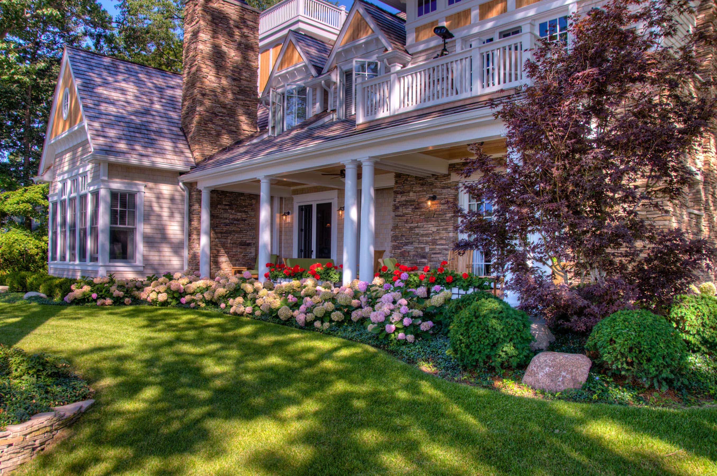 Michigan Lake House | Tour Traditional Classic Cottage Style